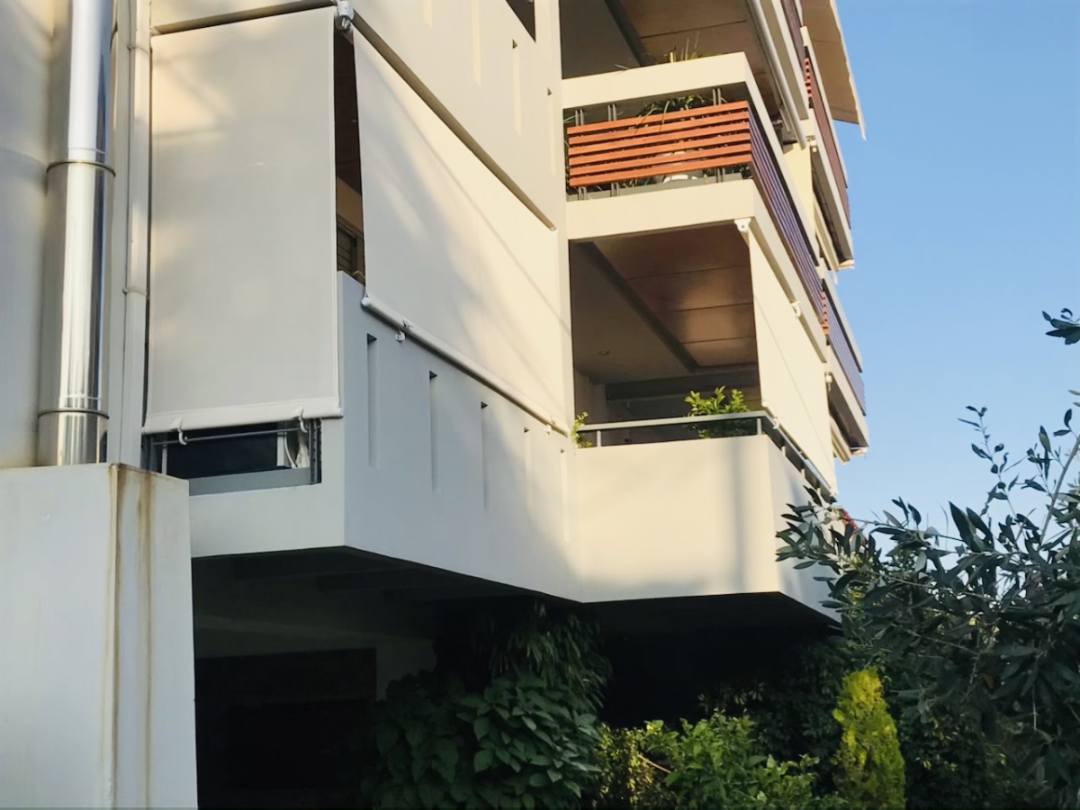 ΤΕΝΤΑ ΚΑΘΕΤΗ (ΡΙΝΤΟ) – Τέντες & Συστήματα Σκίασης Παππάς